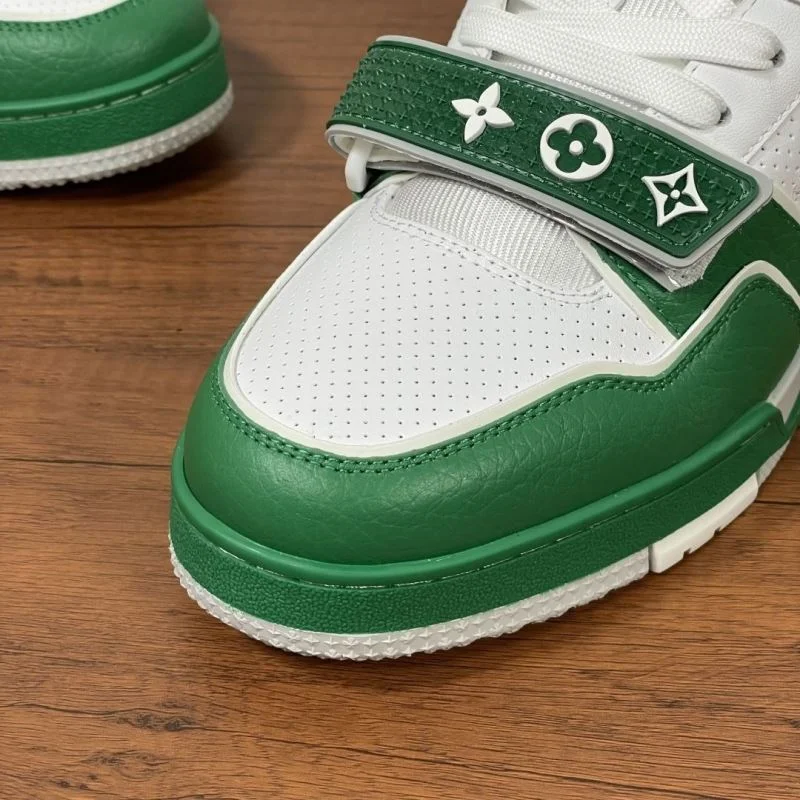 Exact replica Louis Vuitton Trainer Sneaker