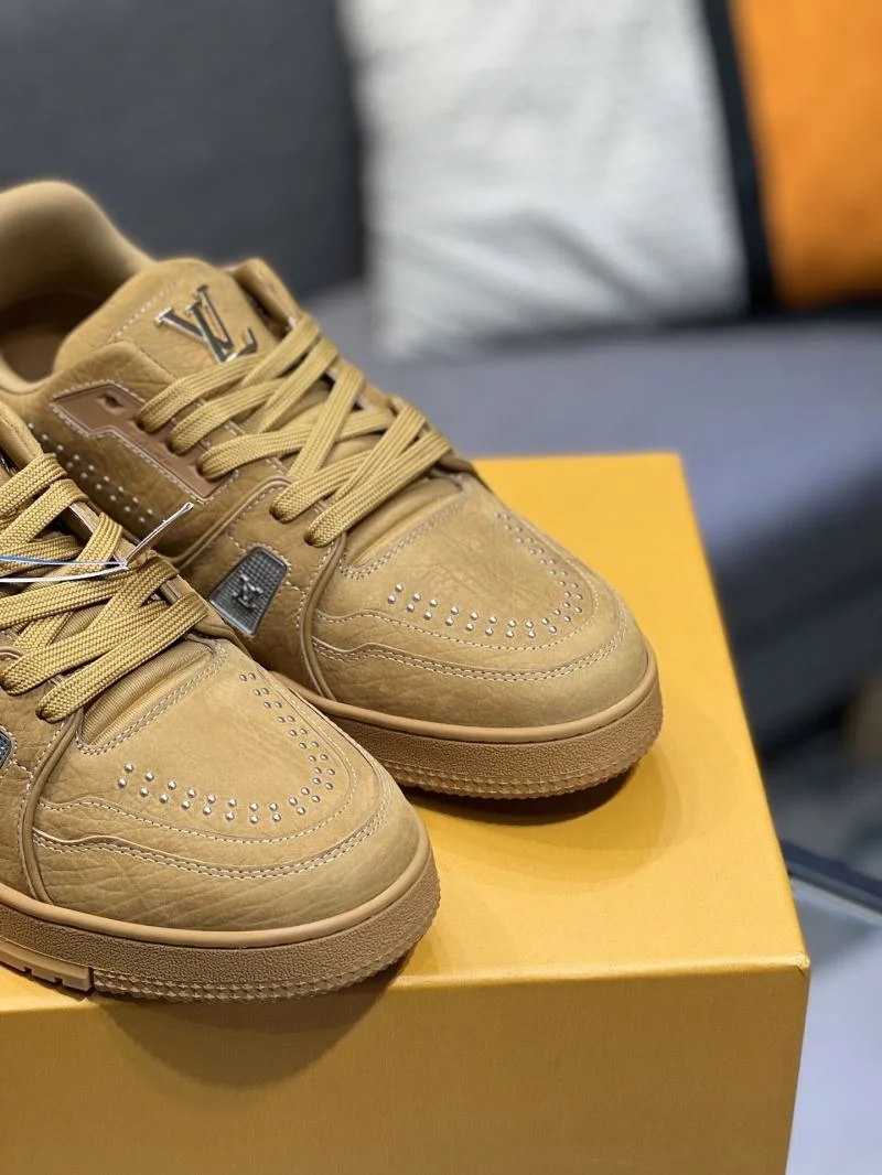 Bargain Louis Vuitton Trainer Sneaker