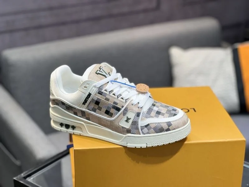 High accuracy Louis Vuitton Trainer Sneaker