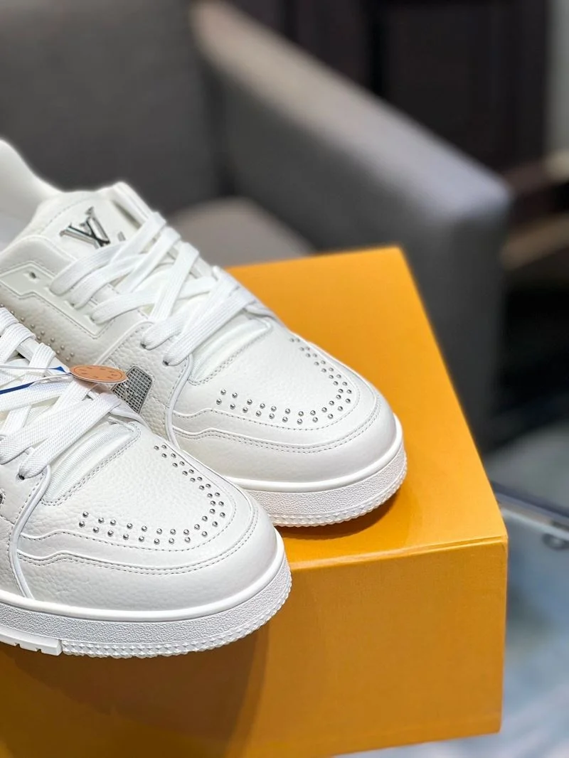 Real Louis Vuitton Trainer Sneaker