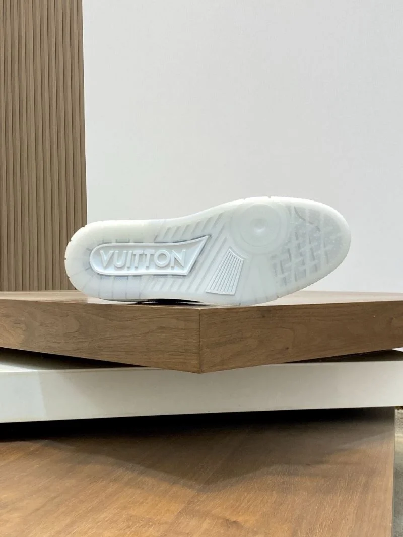 High fidelity Louis Vuitton Trainer Sneaker