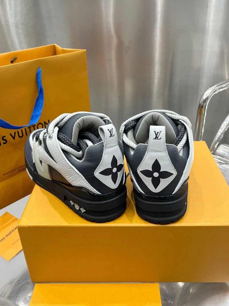 Brand-authenticated Louis Vuitton Trainer Sneaker