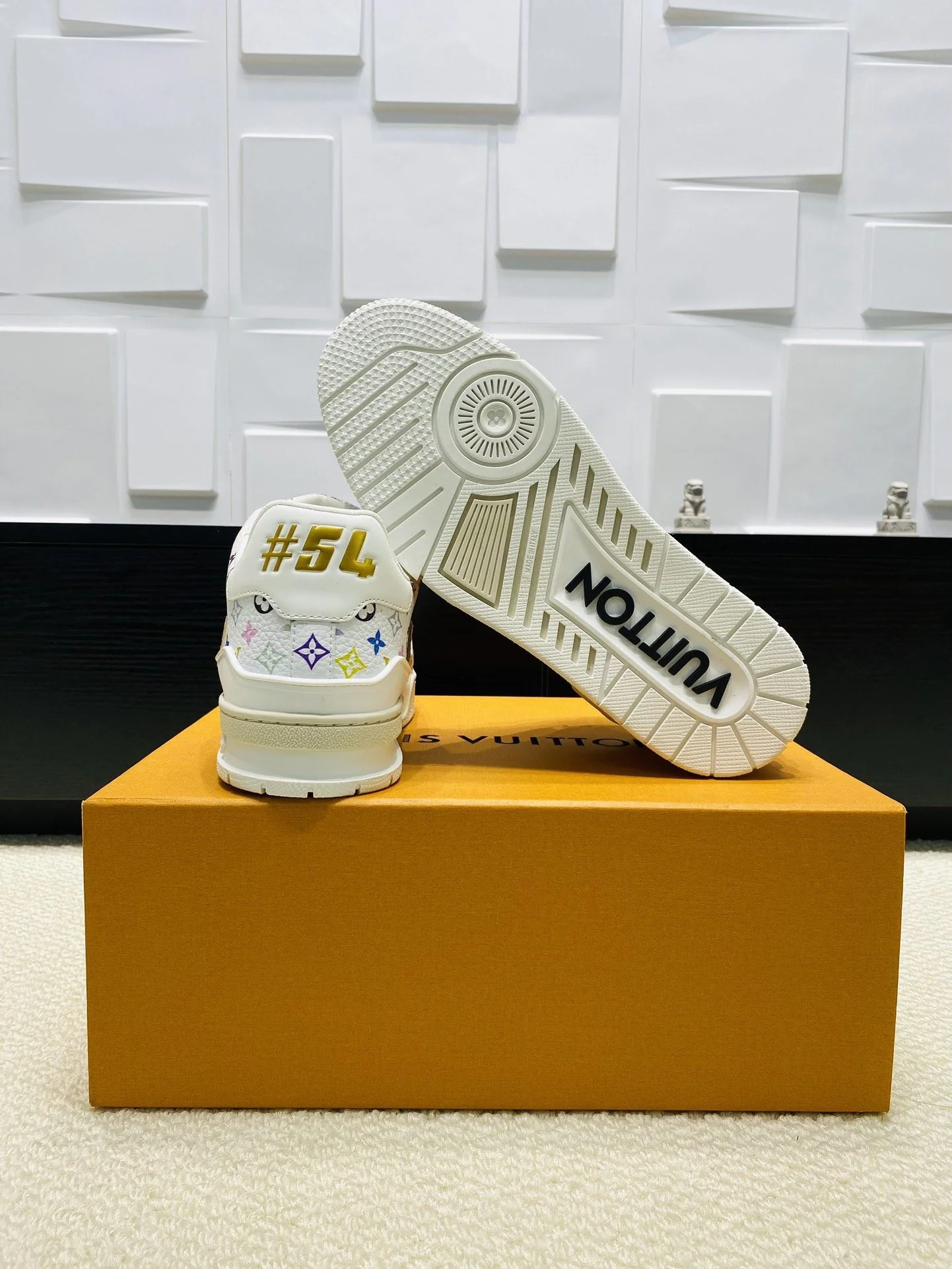 High accuracy Louis Vuitton Trainer Sneaker