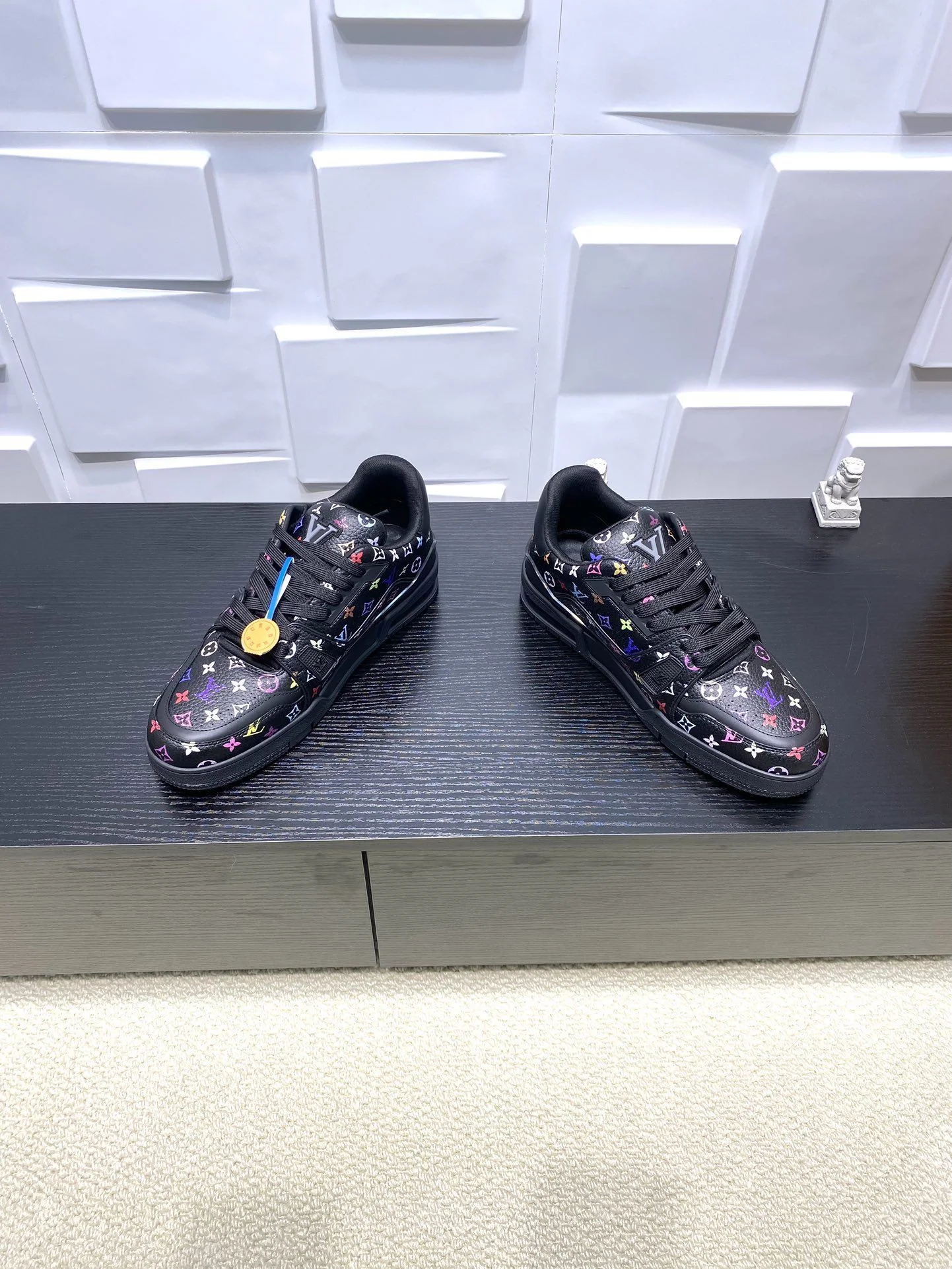 Affordable Louis Vuitton Trainer Sneaker