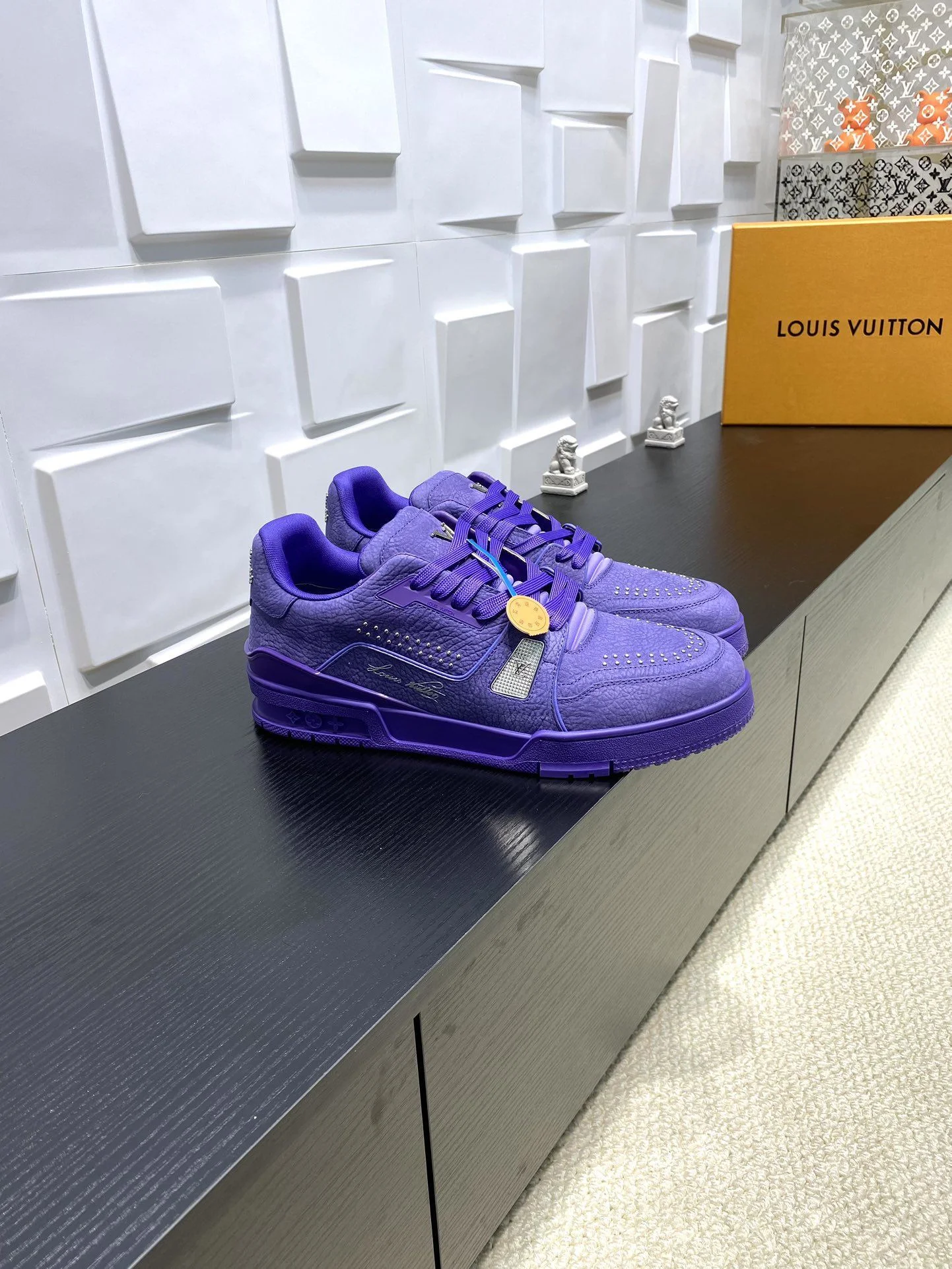 Louis Vuitton Trainer Sneaker
