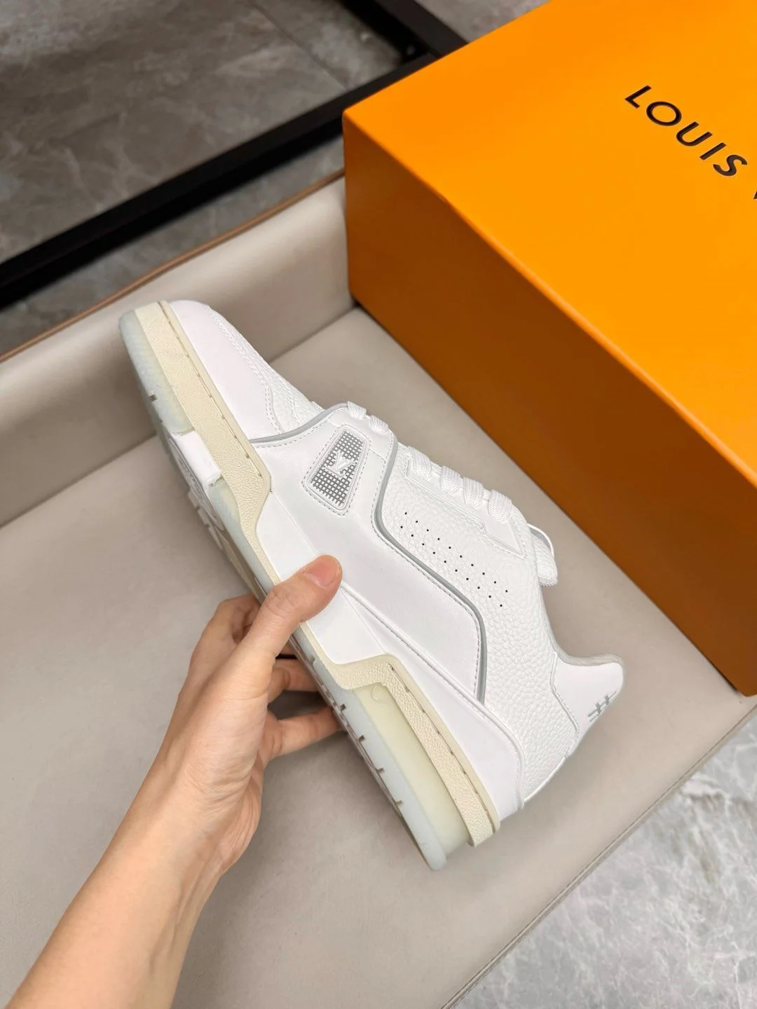 Mirror quality Louis Vuitton Trainer Sneaker