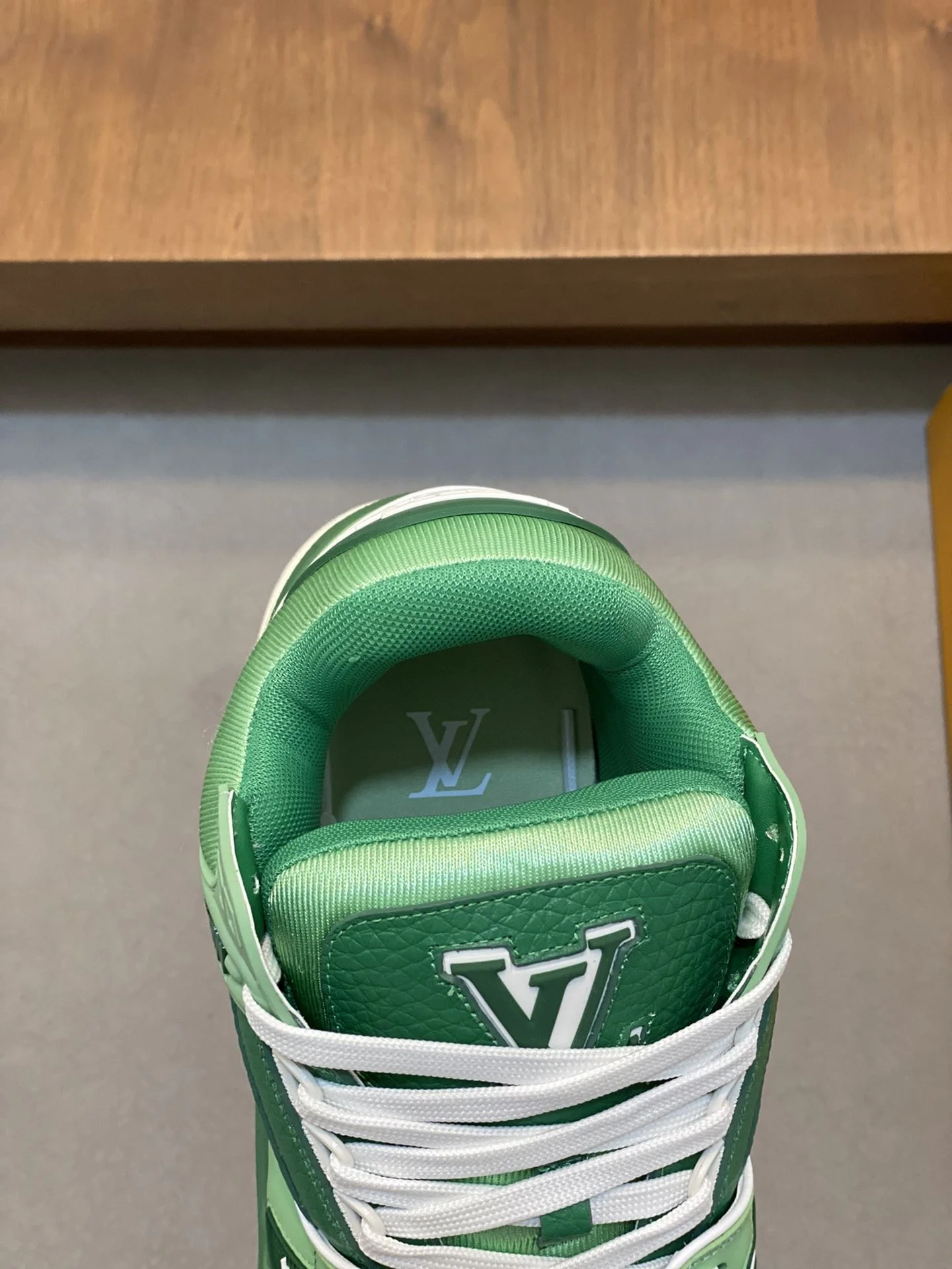High accuracy Louis Vuitton Trainer Sneaker