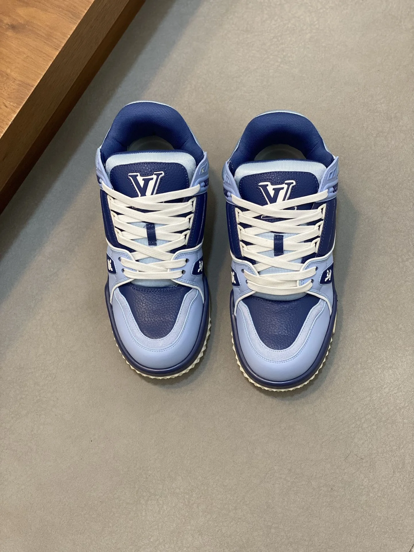 Louis Vuitton Trainer Sneaker