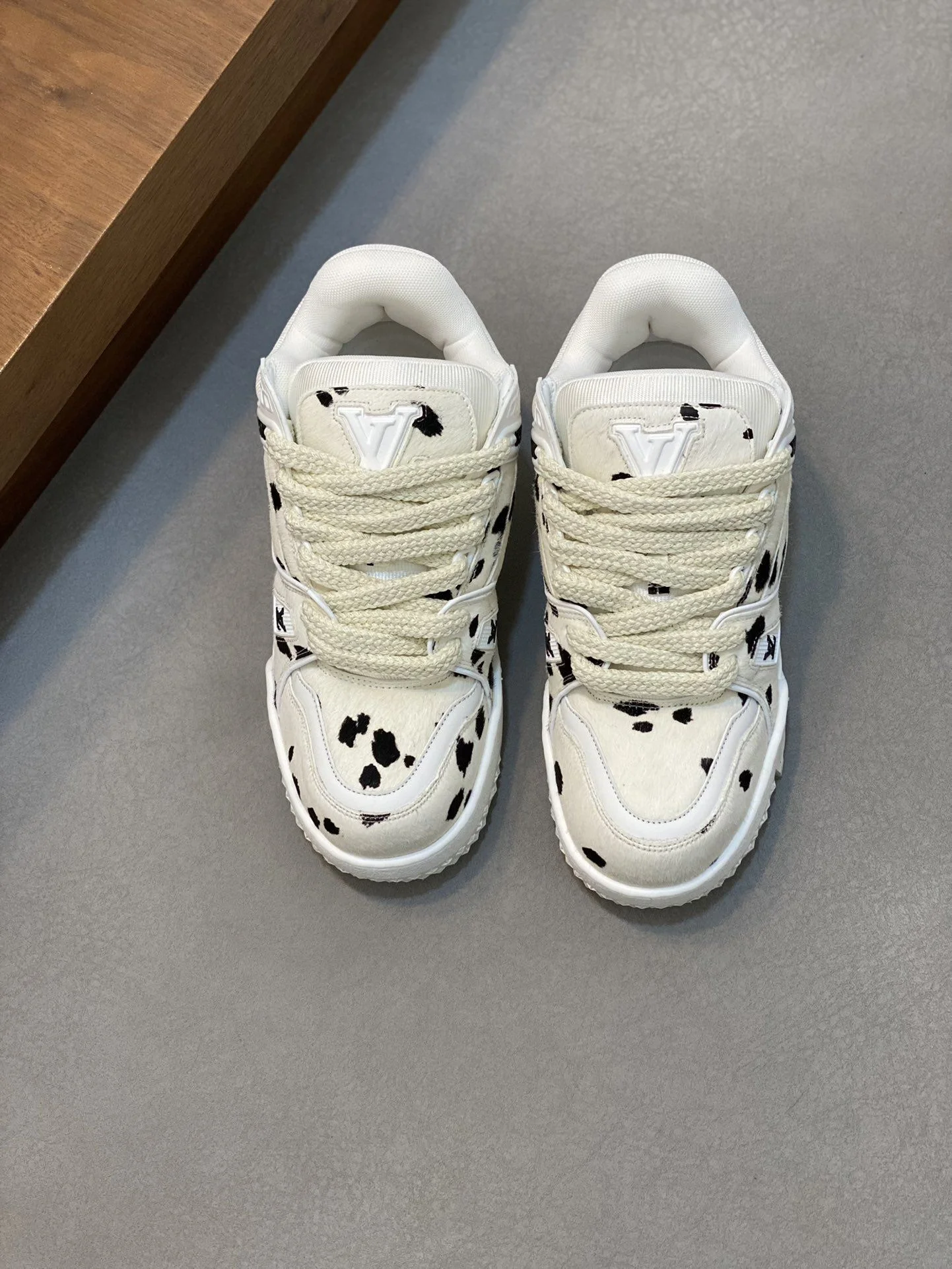 Louis Vuitton Trainer Sneaker
