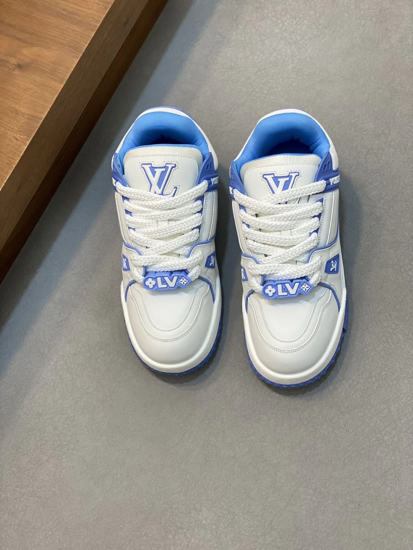 Louis Vuitton Trainer Sneaker