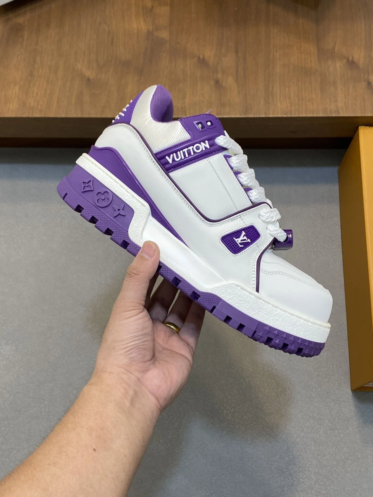 Factory-made Louis Vuitton Trainer Sneaker
