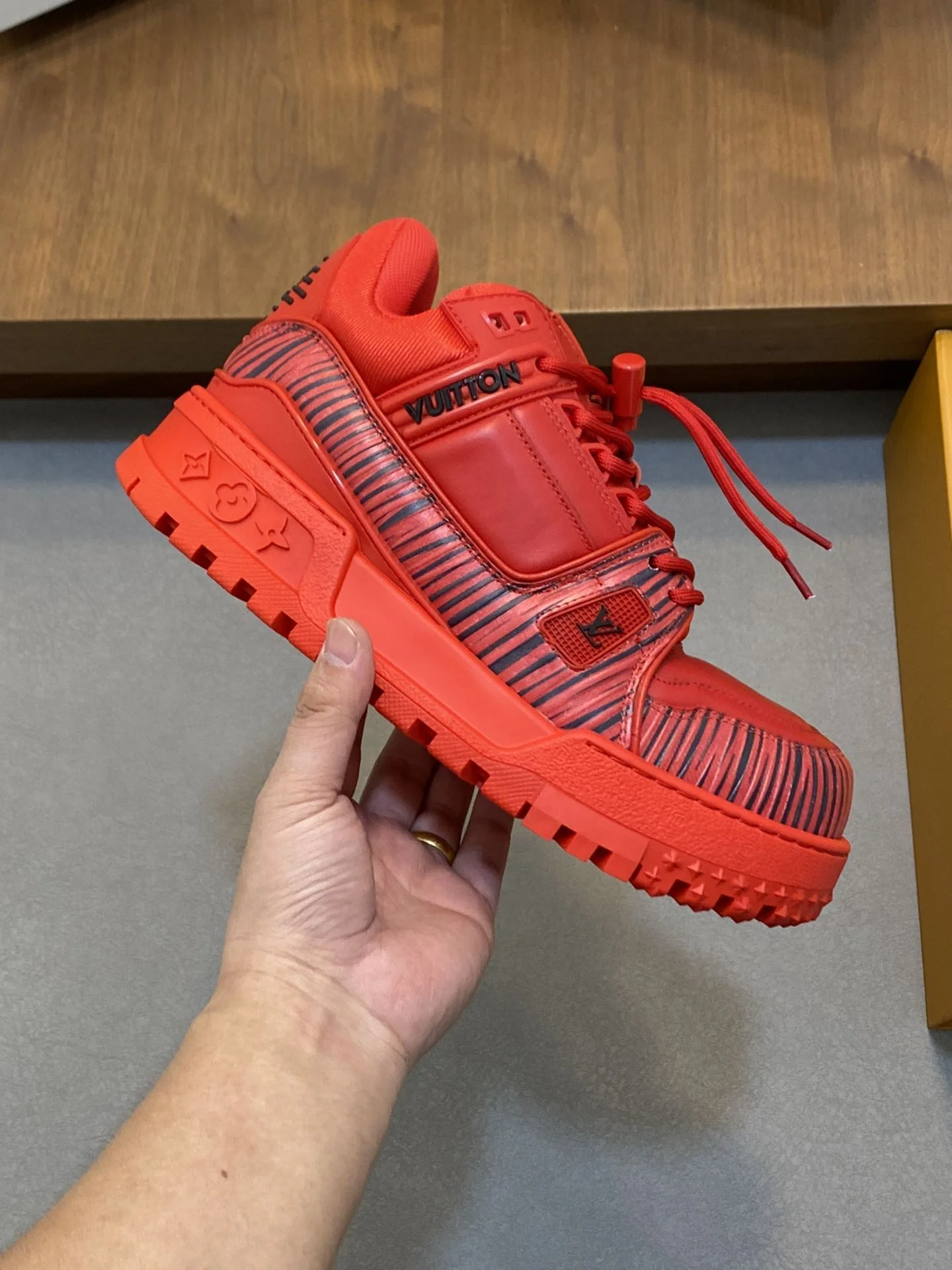 Inexpensive Louis Vuitton Trainer Sneaker