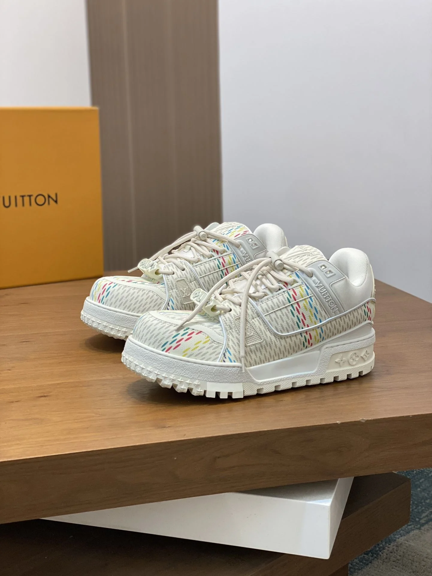 Low-cost Louis Vuitton Trainer Sneaker