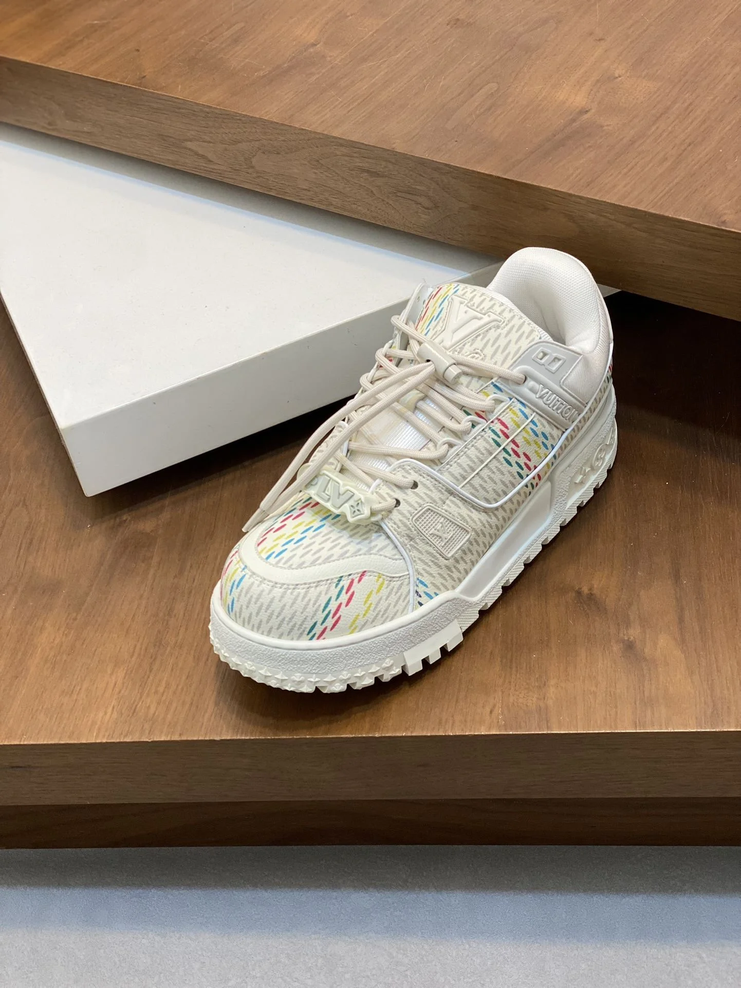 Low-cost Louis Vuitton Trainer Sneaker