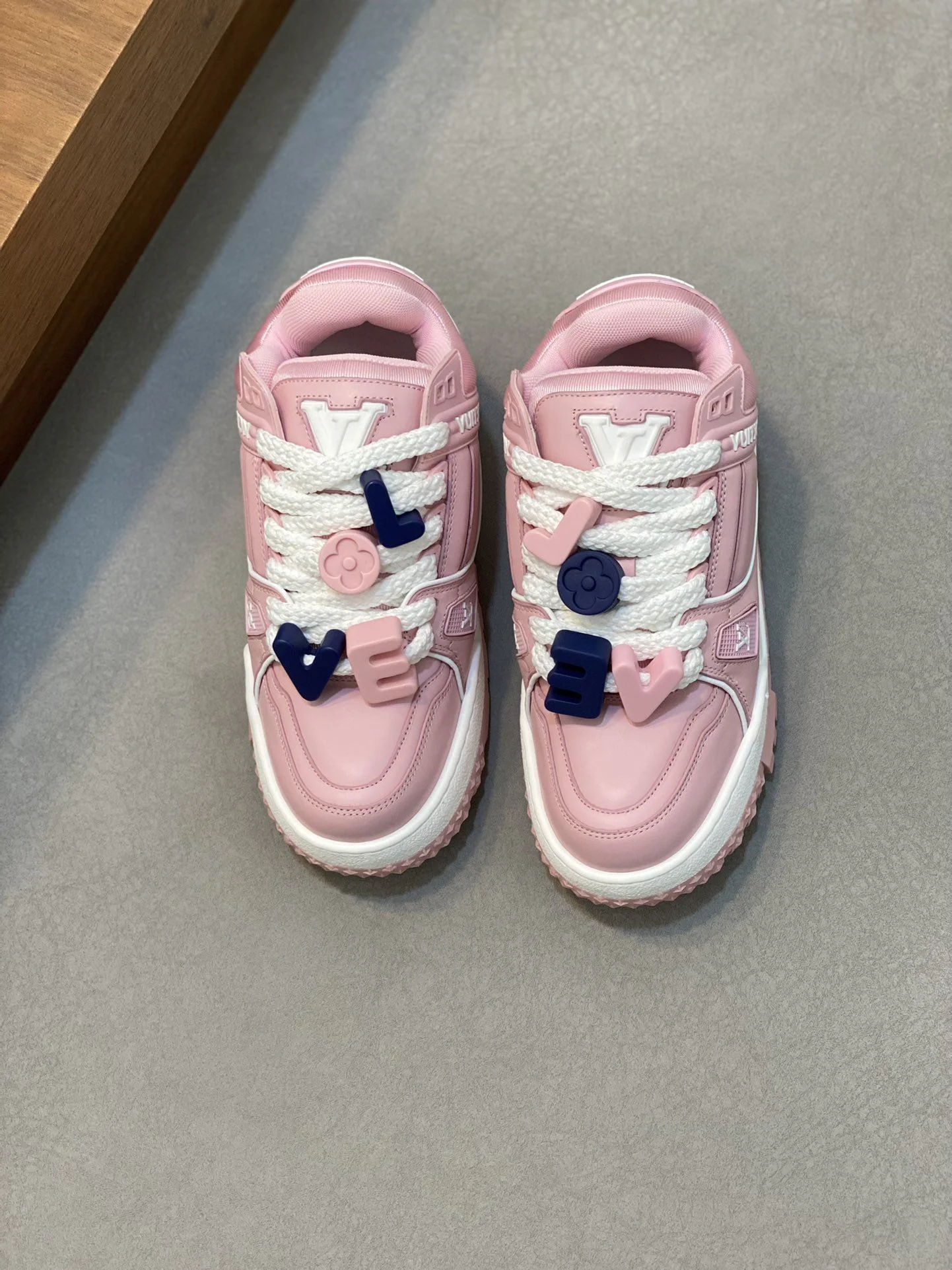 Louis Vuitton Trainer Sneaker