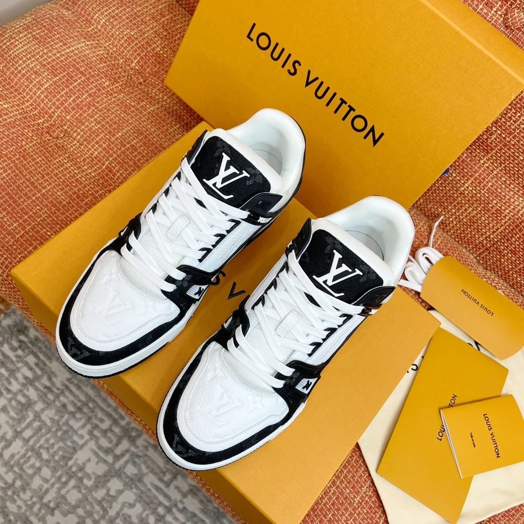 Louis Vuitton Trainer Sneaker