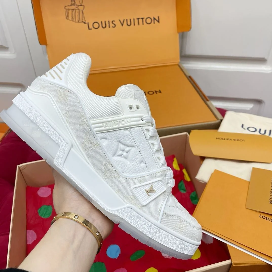 Brand-authenticated Louis Vuitton Trainer Sneaker