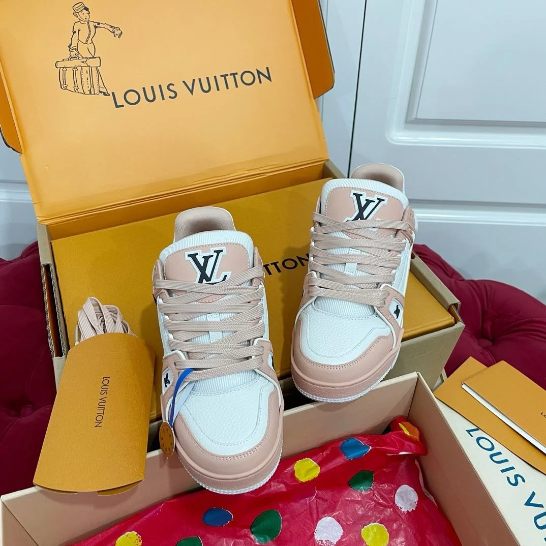 Louis Vuitton Trainer Sneaker