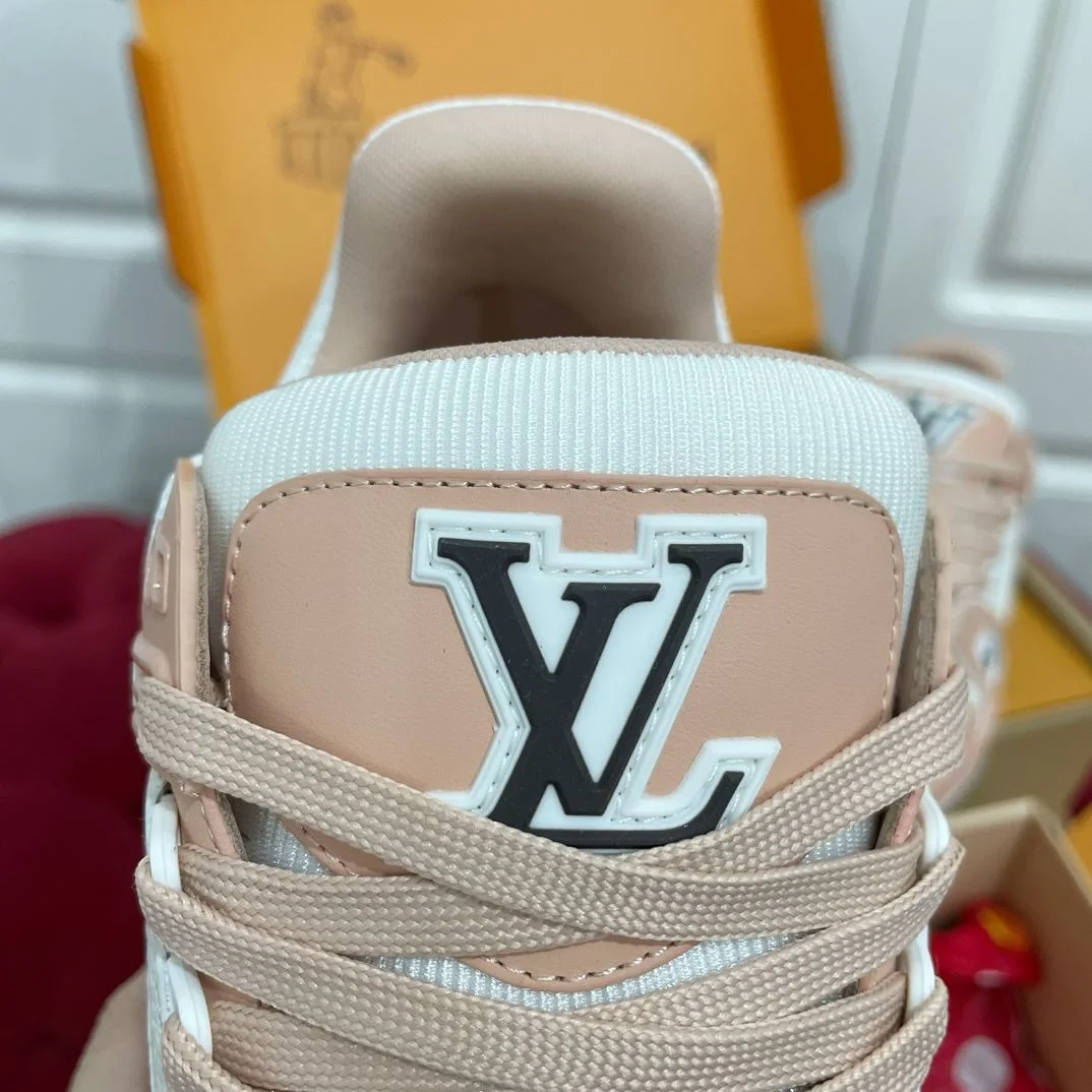 Perfect replica Louis Vuitton Trainer Sneaker