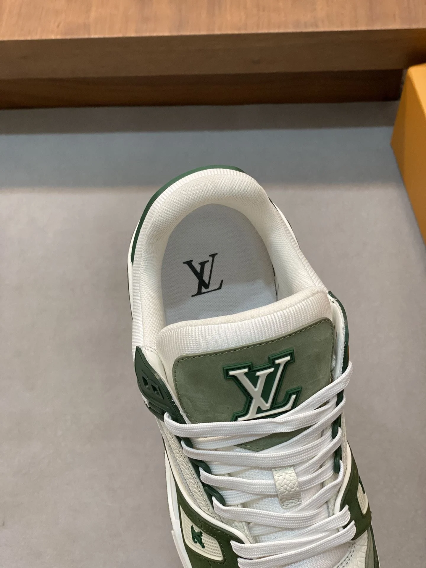 Exact replica Louis Vuitton Trainer Sneaker