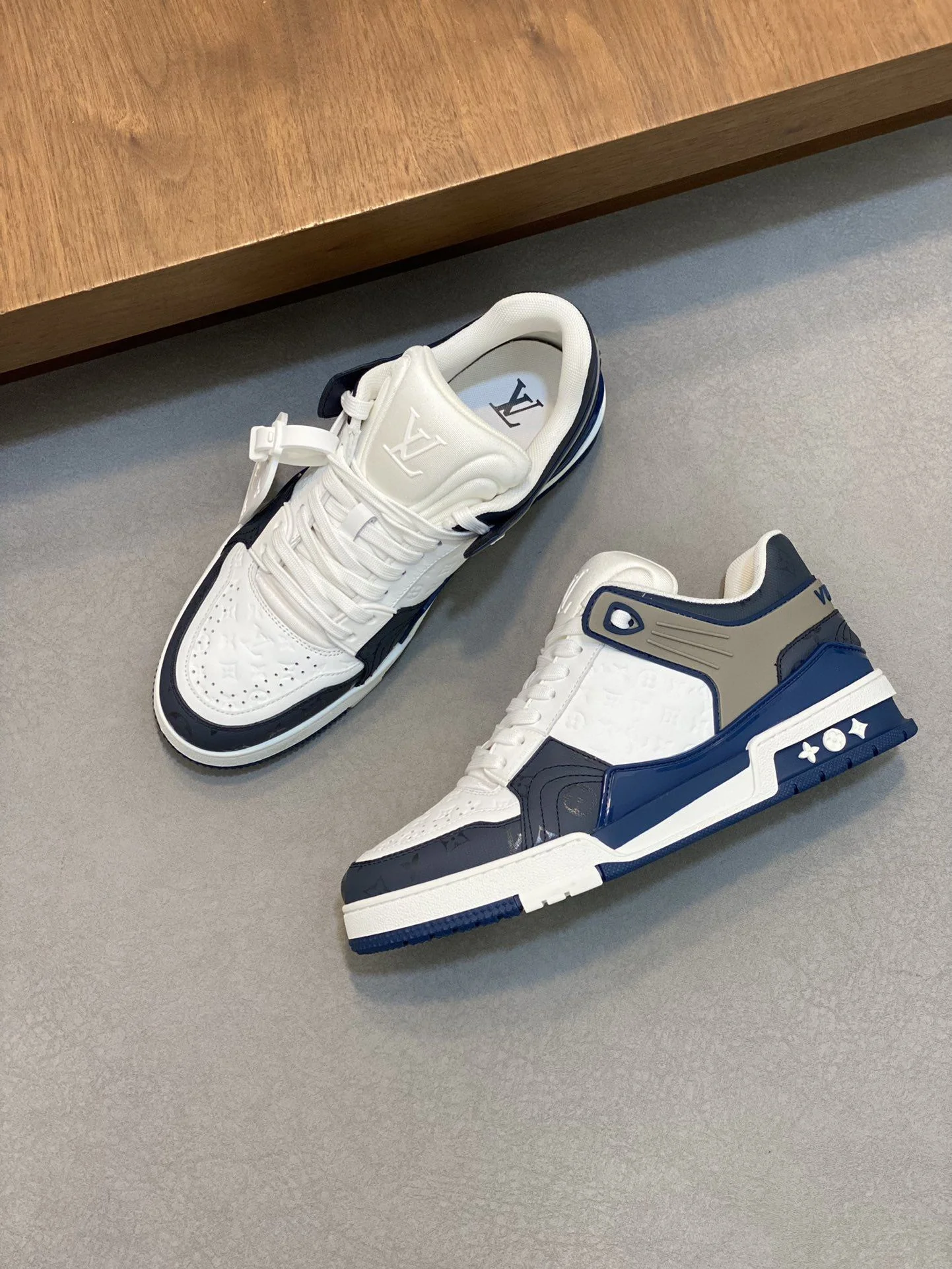 Top match Louis Vuitton Trainer Sneaker