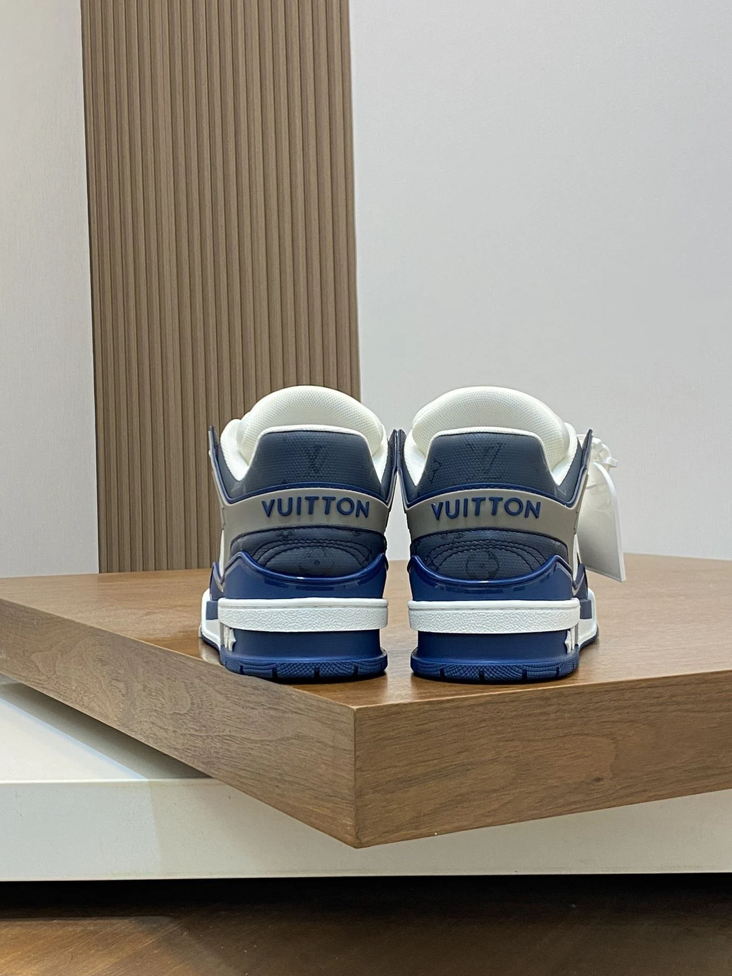 Top match Louis Vuitton Trainer Sneaker