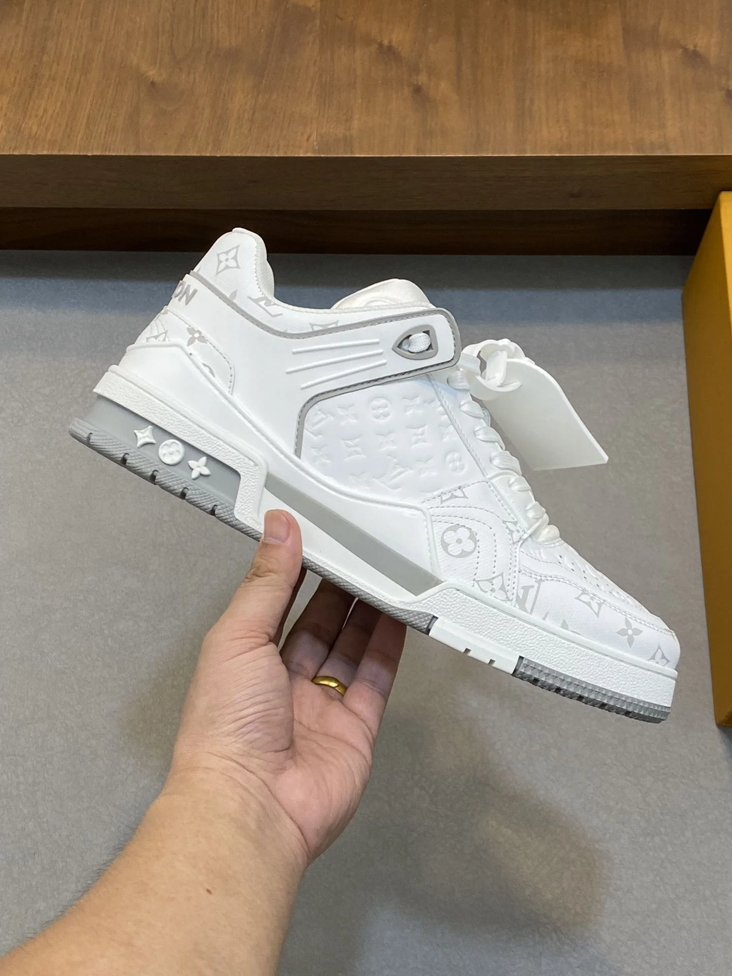 Perfect replica Louis Vuitton Trainer Sneaker