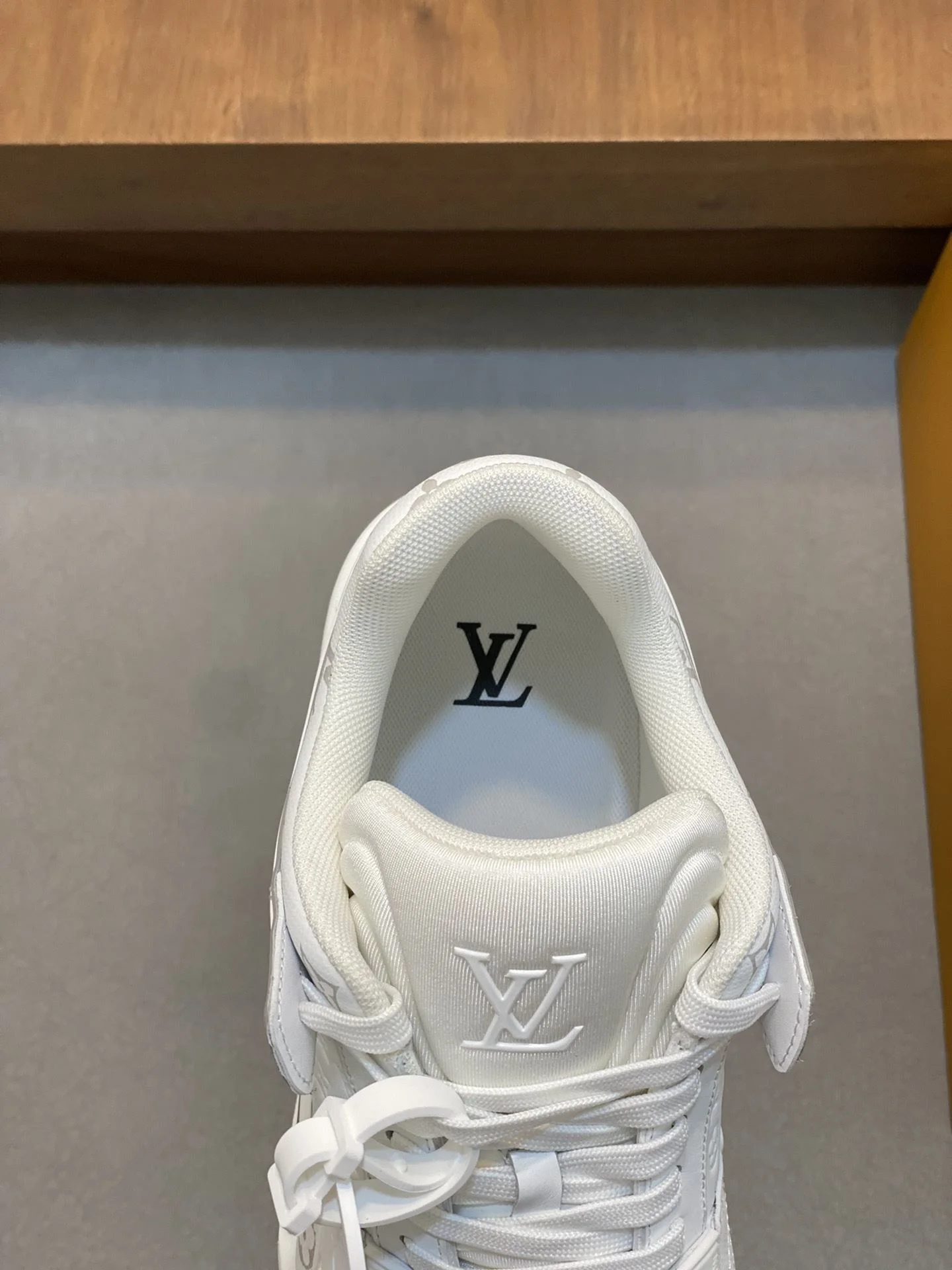 Perfect replica Louis Vuitton Trainer Sneaker