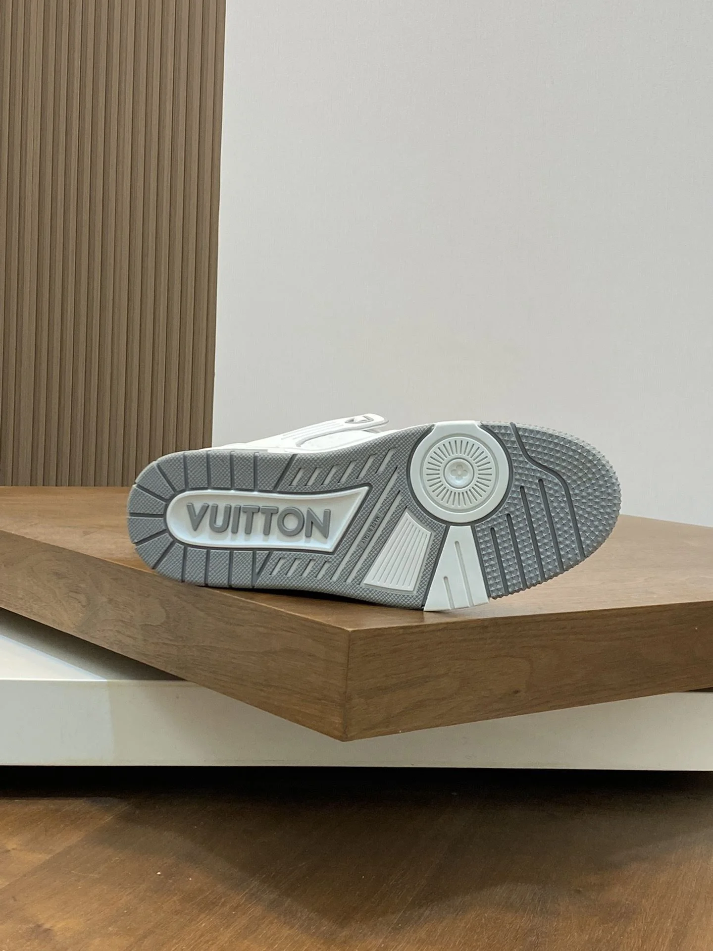 Perfect replica Louis Vuitton Trainer Sneaker