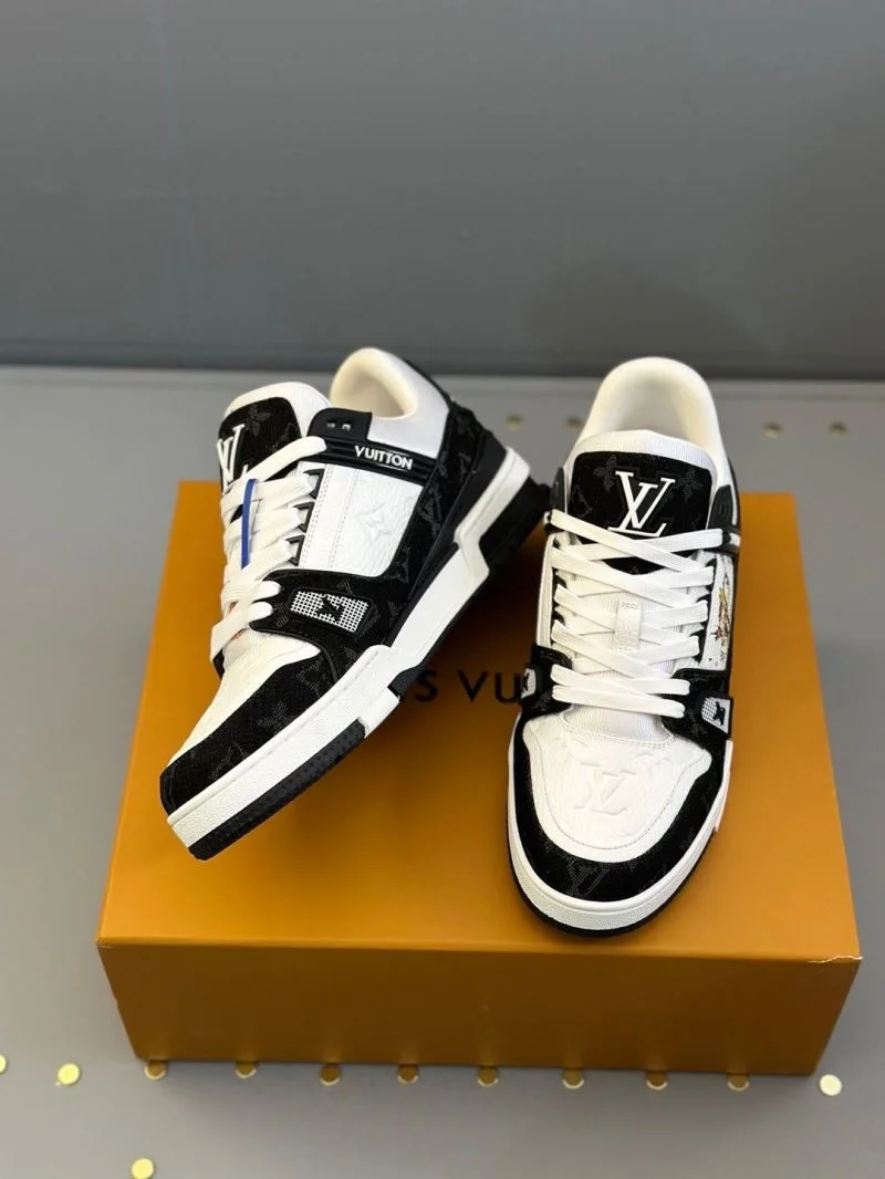 Authentic Louis Vuitton Trainer Sneaker