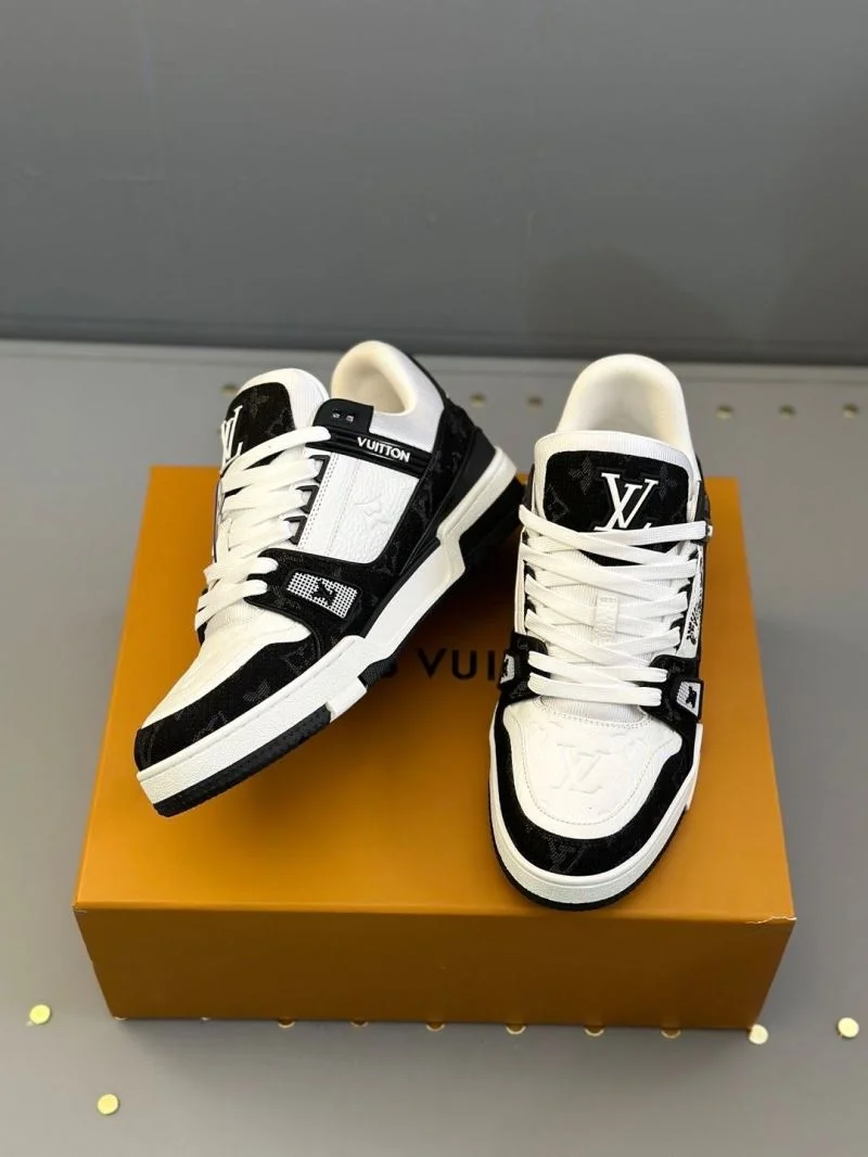 Value-priced Louis Vuitton Trainer Sneaker