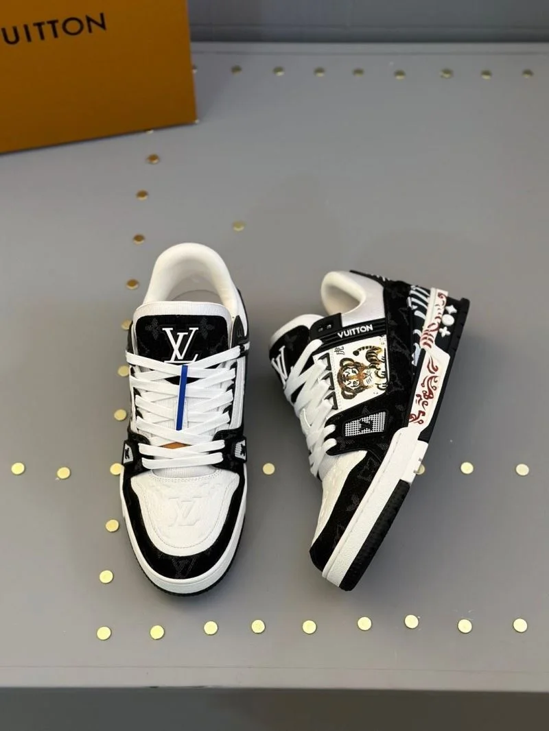 Authentic Louis Vuitton Trainer Sneaker