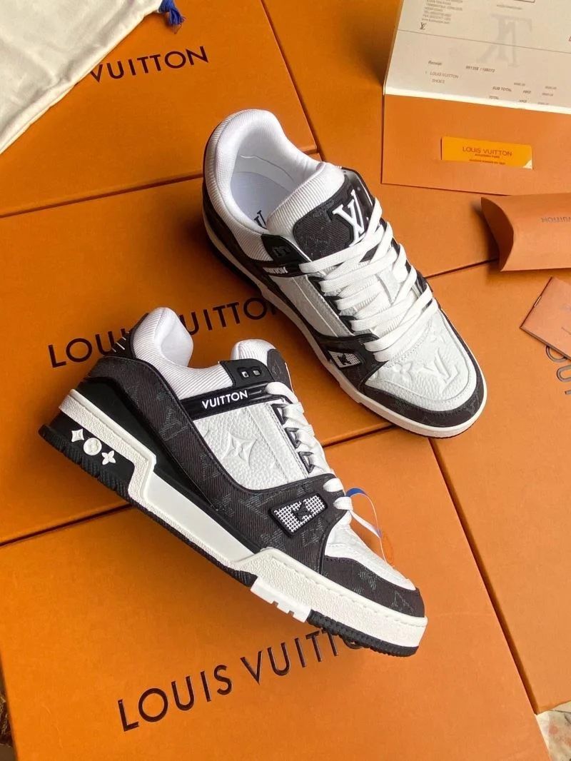 Bargain Louis Vuitton Trainer Sneaker