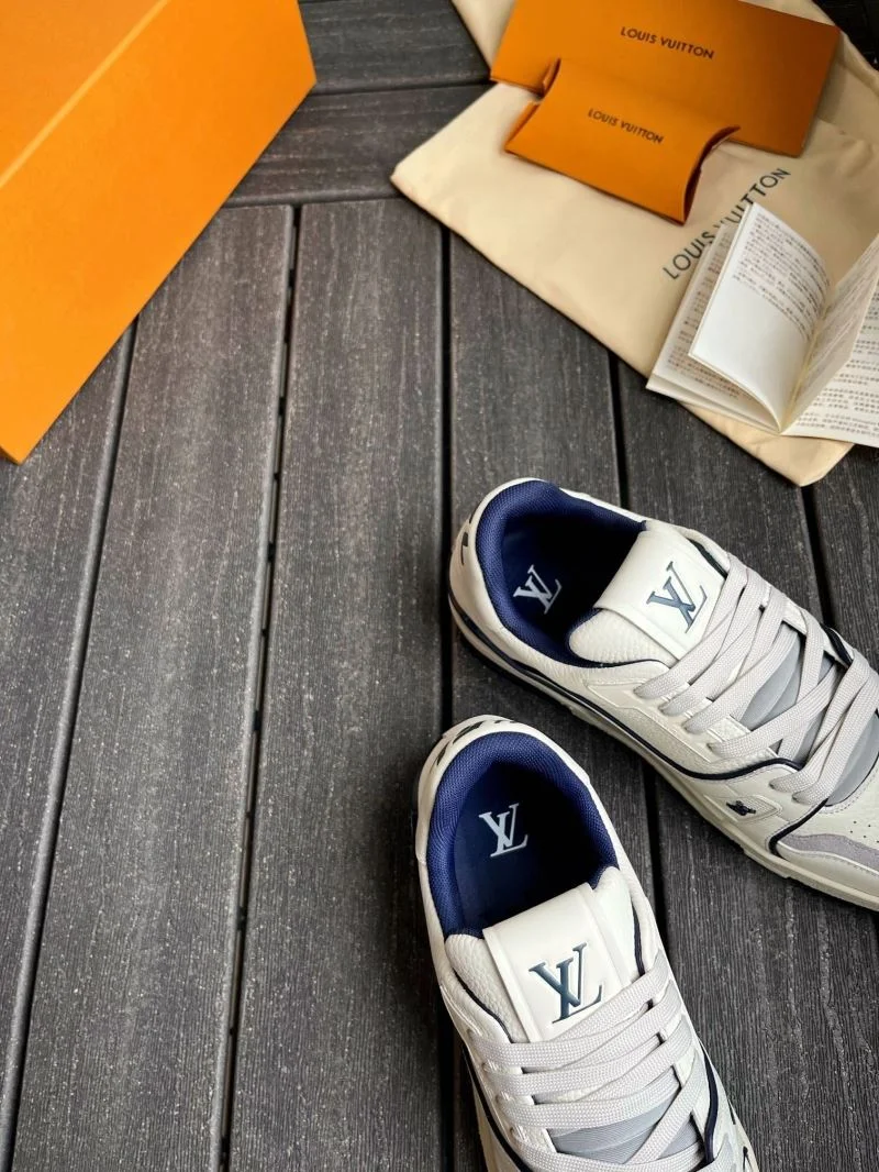 Original Louis Vuitton Trainer Sneaker