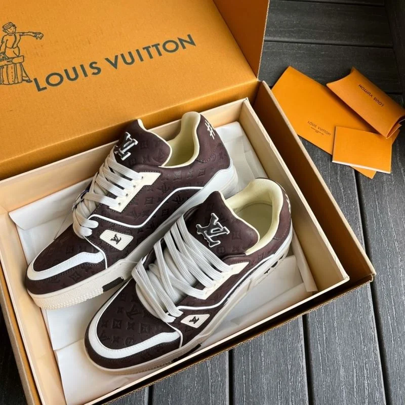 Reasonably priced Louis Vuitton Trainer Sneaker