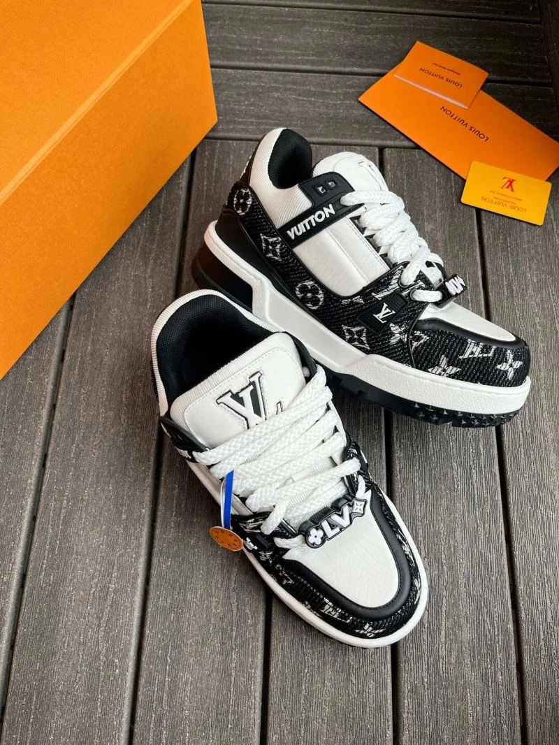 Bargain Louis Vuitton Trainer Sneaker