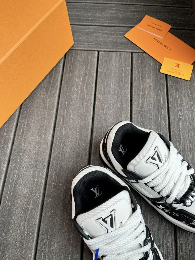 Bargain Louis Vuitton Trainer Sneaker