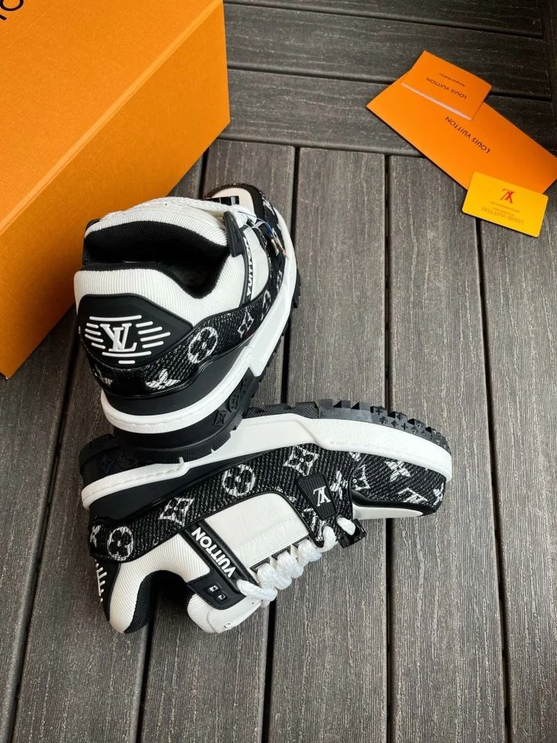 Bargain Louis Vuitton Trainer Sneaker