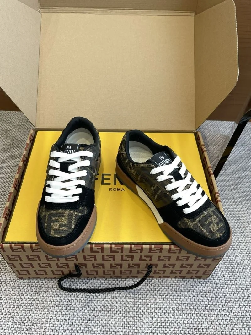 Exact replica Louis Vuitton Trainer Sneaker