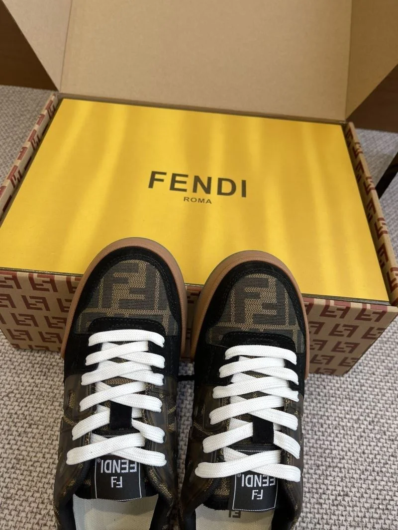 Exact replica Louis Vuitton Trainer Sneaker