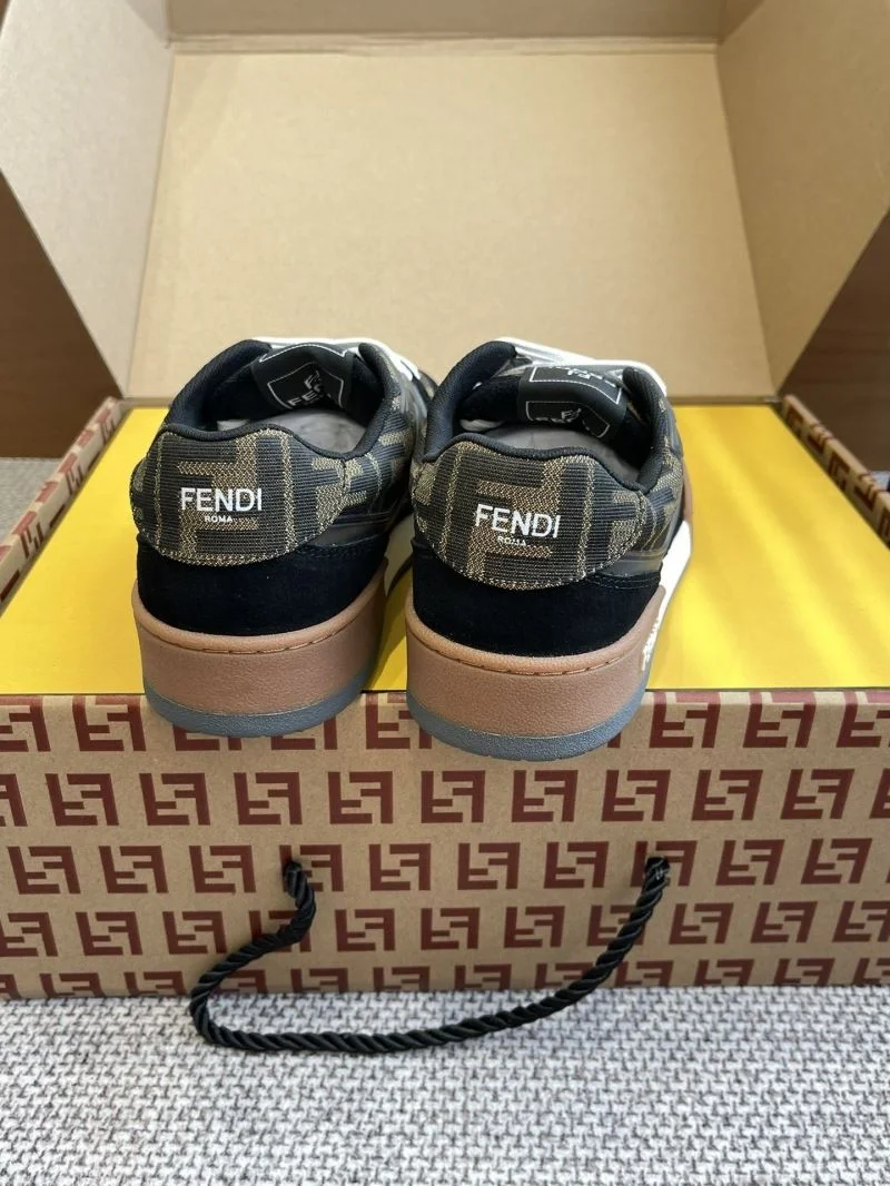 Exact replica Louis Vuitton Trainer Sneaker
