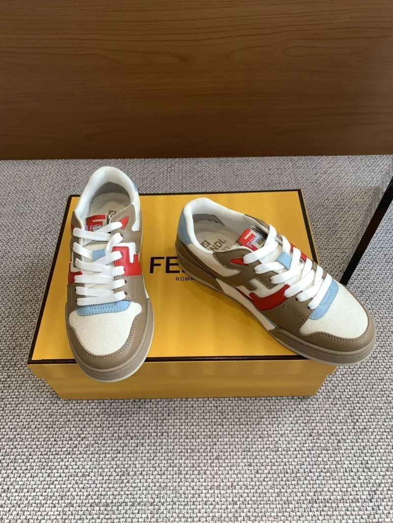 Accurate model Louis Vuitton Trainer Sneaker