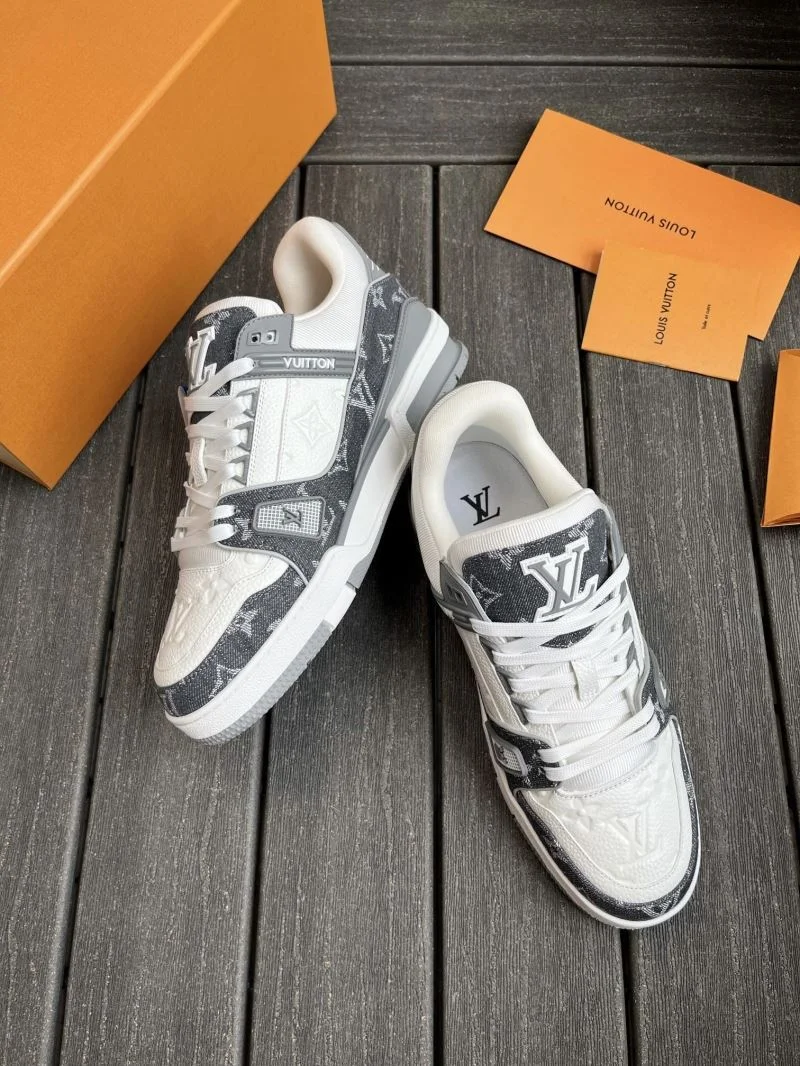 Brand-authenticated Louis Vuitton Trainer Sneaker