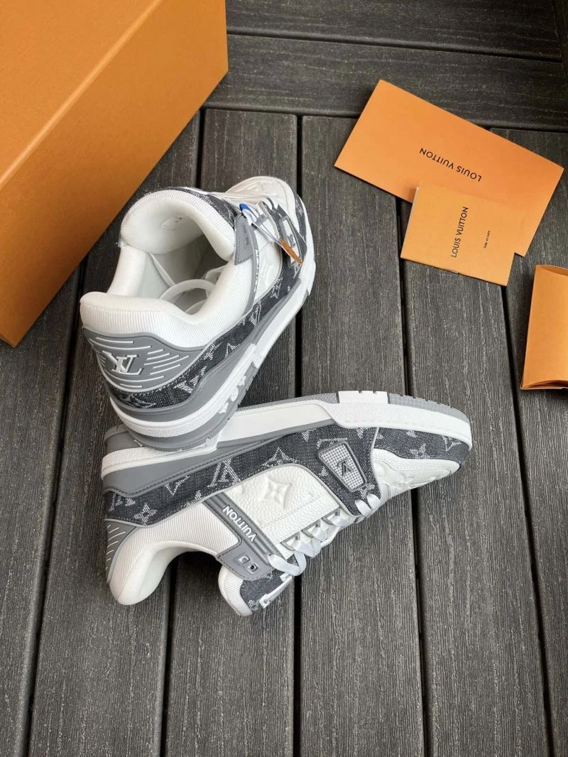 Brand-authenticated Louis Vuitton Trainer Sneaker
