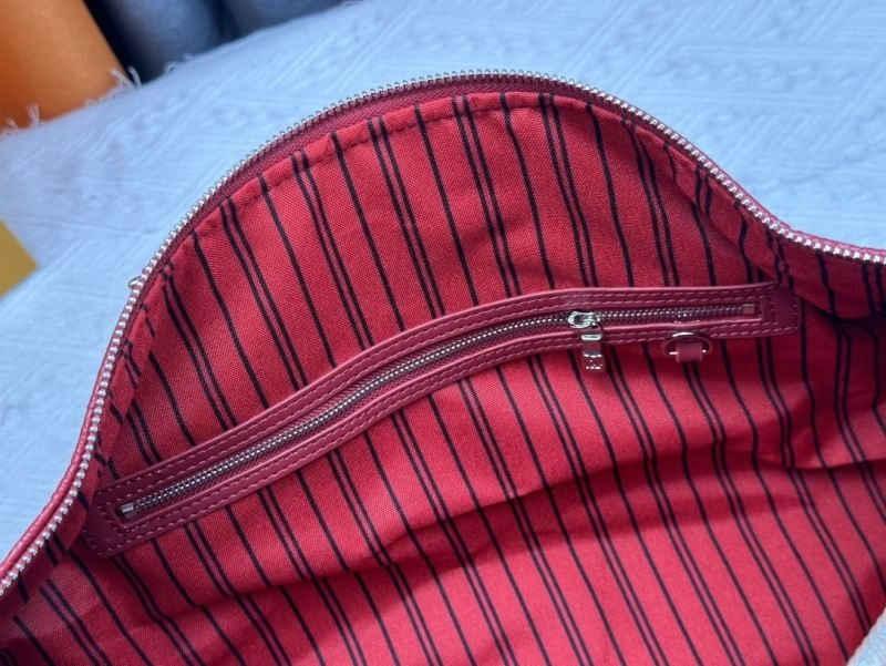 Low-cost Louis Vuitton Travel Bags