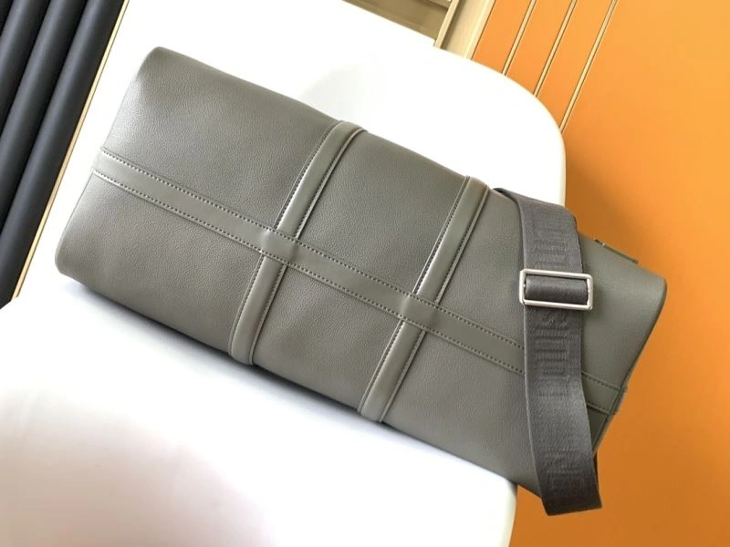 Perfect replica Louis Vuitton Travel Bags