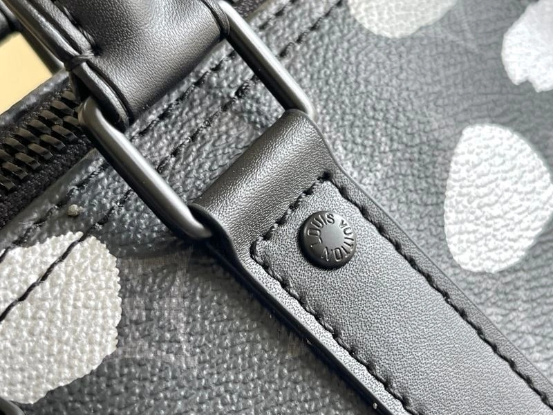 1:1 copy Louis Vuitton Travel Bags