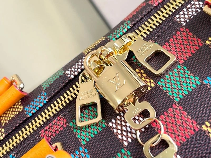 Bargain Louis Vuitton Travel Bags