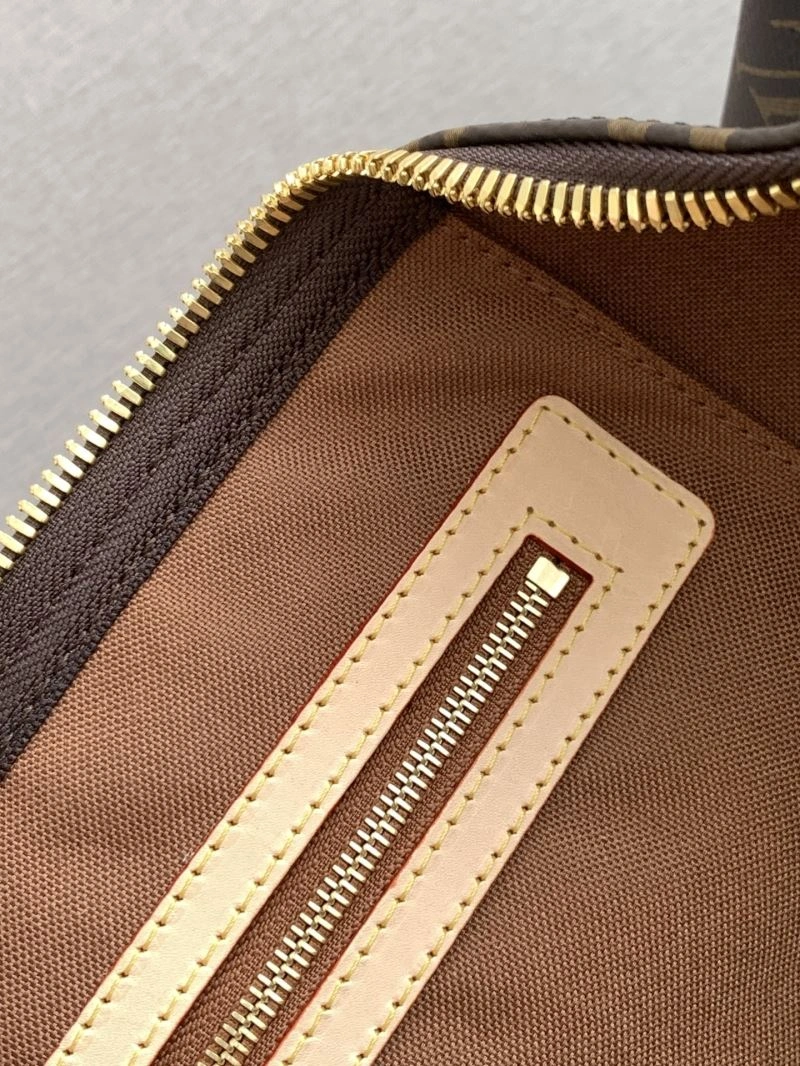 Indistinguishable Louis Vuitton Travel Bags