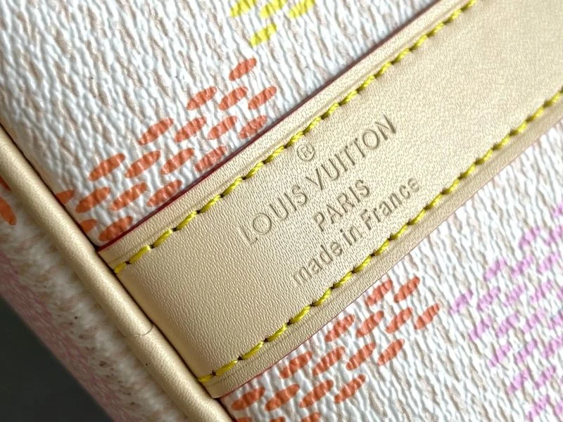 Mirror quality Louis Vuitton Travel Bags